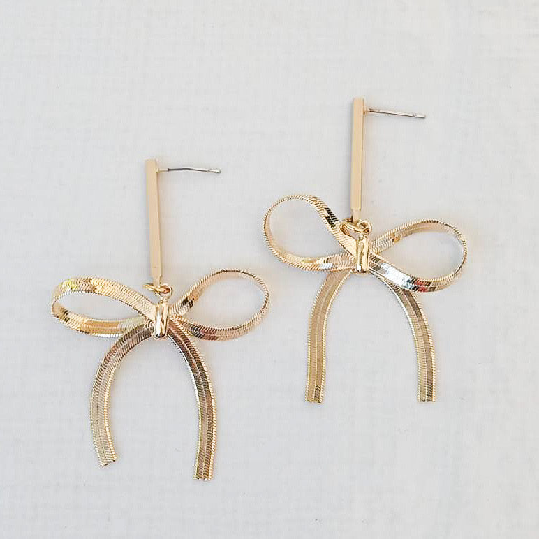 Bar Post Snake Chain Bow – Virtue Jewelry Design